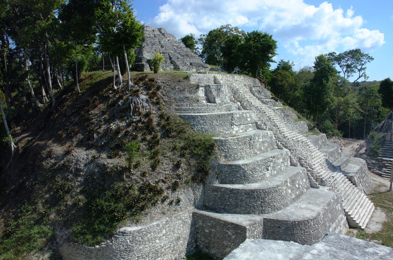 Yaxha Guatemala - Ruinas Mayas Famosas en Guatemala - Guatemala Viajes
