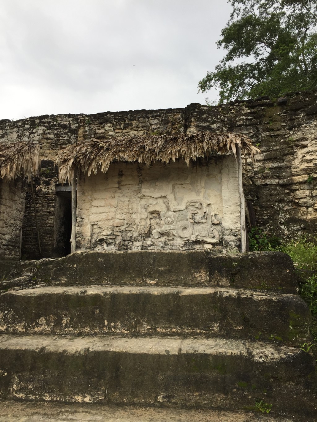 Ruinas Mayas en Guatemala - Sitios Arqueológicos - Guatemala Viajes